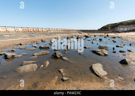 Tynemouth Open Air Swimming pool Stock Photo - Alamy