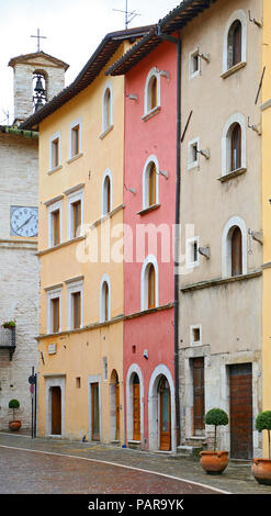 Glimpse of Visso, beautiful village in the Province of Macerata - Italy ...