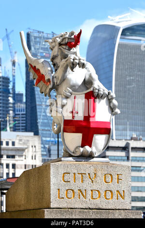Dragon boundary mark between City of London & Southwark on south side ...