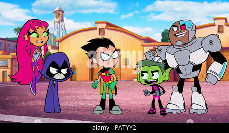 CYBORG,BOY,ROBIN,RAVEN,STARFIRE, TEEN TITANS, 2003 Stock Photo - Alamy
