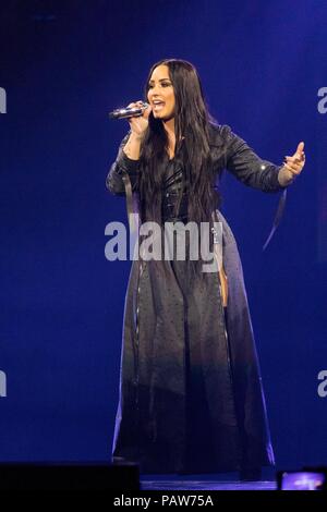 Rosemont, Illinois, USA. 9th Mar, 2018. DEMI LOVATO at the Allstate ...