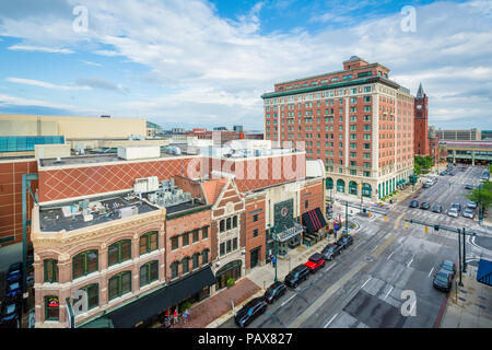 Buildings along Illinois Street in downtown Indianapolis, Indiana Stock ...