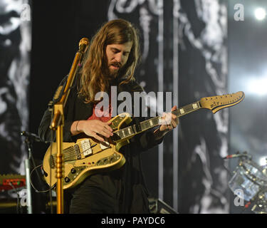 SUNRISE, FL - JULY 11: Daniel Wayne Sermon of Imagine Dragons Performs ...