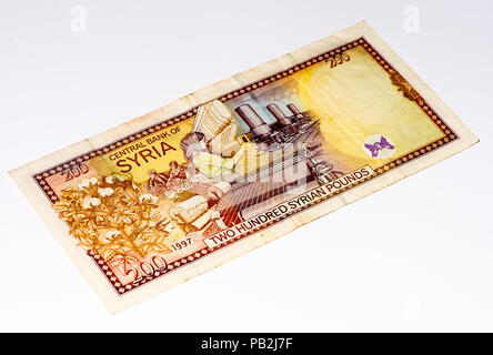 200 Syrian pounds banc note. Syrian pound is the national currency of ...