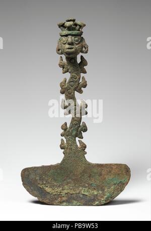 Tumi, ceremonial knife,Moche culture (100 to 700 AC Stock Photo - Alamy