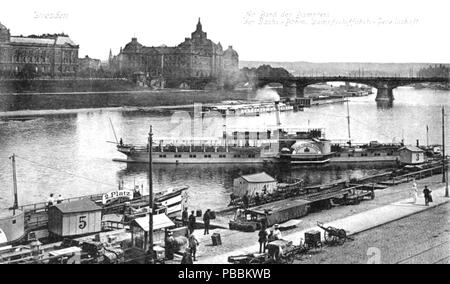 1241 Raddampfer König Friedrich August Stock Photo - Alamy