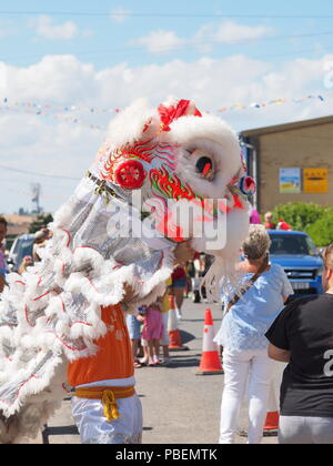 Leysdown, Kent, UK. 28th July, 2018. Leysdown Carnival: hundreds of ...