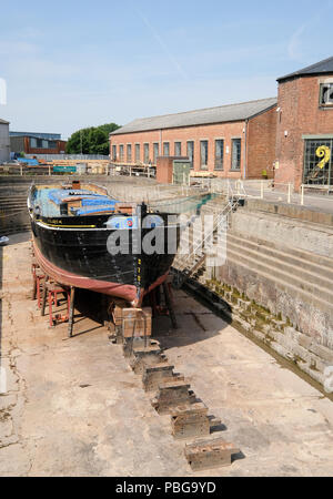 Thames spritsail barge Gladys at Neilsen's boatyard in Gloucester for ...