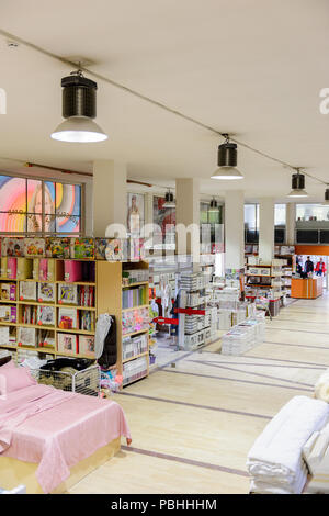 PAMUKKALE, TURKEY - APR 18, 2015: Varol textil factory shop in Turkey ...