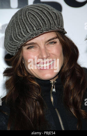 Stranger Than Fiction (Premiere) Brooke Shields, Chris Henchy 10-30 ...