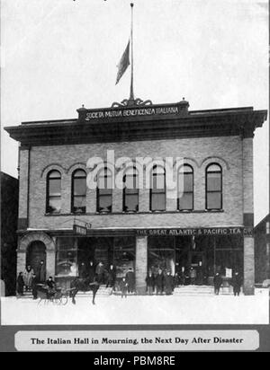 817 Italian Hall Disaster in Pictures - hall Stock Photo - Alamy