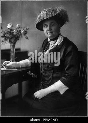 Jane Addams circa 1914. By Gerhard Sisters Stock Photo - Alamy