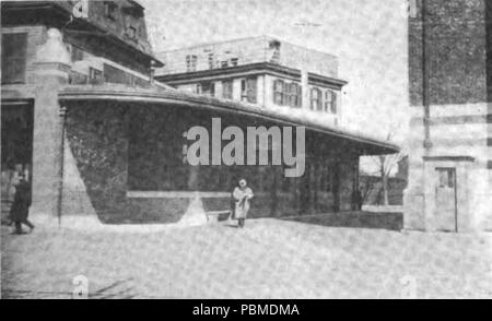 Kendall Square headhouse and surface car loop, 1912 Stock Photo - Alamy