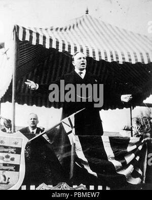 Leader of the Government in the House of Commons Steven MacKinnon rises ...