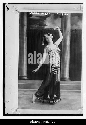 1006 Maude Allan 3 Stock Photo - Alamy