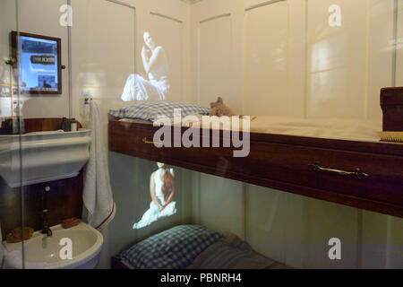 Titanic third class cabin Stock Photo: 161652217 - Alamy
