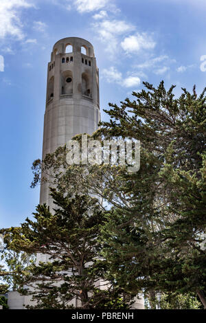 The Coit tower, an Art Deco monument in the Telegraph Hill neighborhood ...