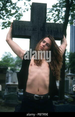 PARIS, FRANCE - APRIL 25: (EXCLUSIVE) Musician/singer Paul Mirkovich ...