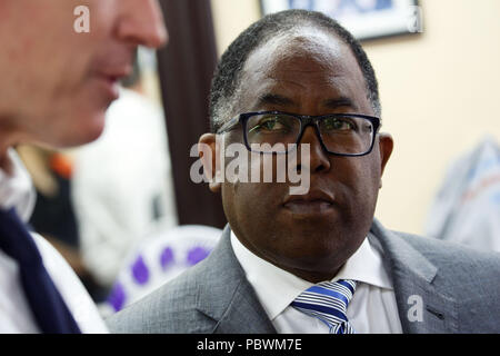 Gov. Gavin Newsom, D-Calif., speaks to a crowd gathered in a coffee ...