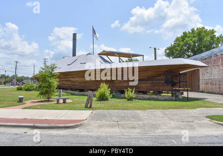 The CSS Neuse II a full size replica of the Confederate Navy Ironclad ...