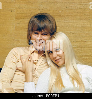 Historical 1970s Photo: Home of artist-sculptor Nick Vergette is near ...