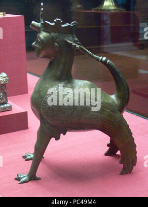 Sirenen Aquamanile KGM 88 644 is a piece of ancient art, depicting a ...