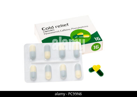 Head cold relief medication capsules with paracetamol, caffeine and ...