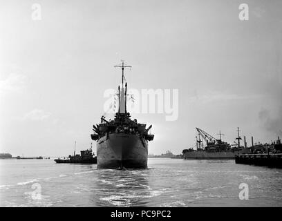 USS Capricornus (AKA-57) in June 1954 Stock Photo - Alamy