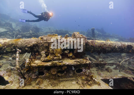 Diving the wreck of the RMS Rhone in the British Virgin Islands from a ...