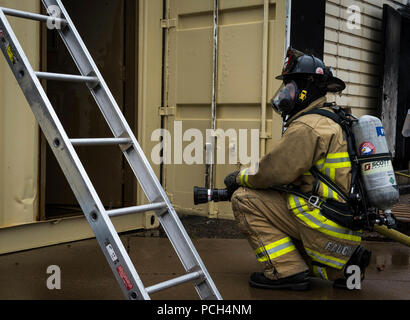 US Navy Aircraft mishap aboard ship with no injuries Stock Photo - Alamy