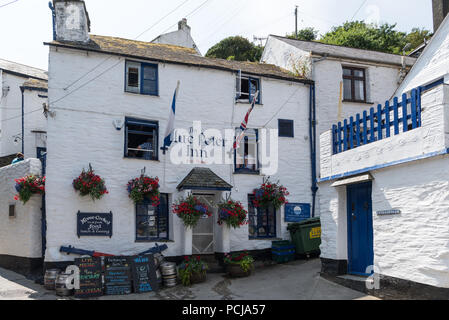 Blue Peter Inn, Polperro, Cornwall, UK Stock Photo - Alamy