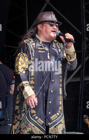 Hanggai performing at the WOMAD Festival, Charlton Park near Malmesbury ...