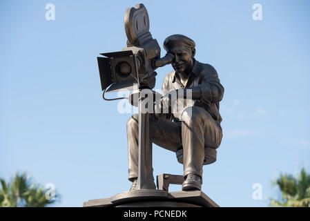 The Filmmaker statue, Universal Studios Hollywood, California, United ...