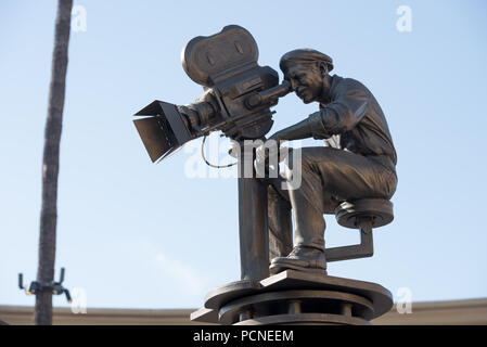 The Filmmaker statue, Universal Studios Hollywood, California, United ...