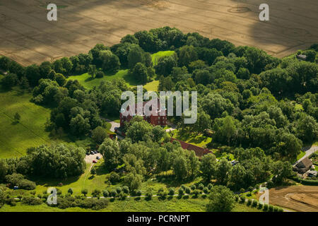 Aerial view, castle hotel, Spyker Castle, Schwedenschloss, Glowe, Rügen ...