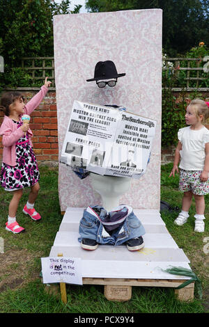 Muston, UK, 4 Aug 2018. Scenes from the annual Scarecrow Festival in ...