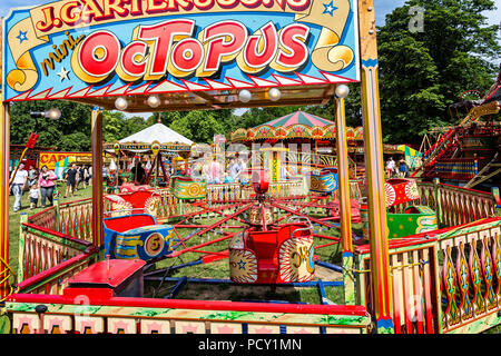 Mini Octopus ride, Carter's Steam Fair. Traditional historic travelling ...