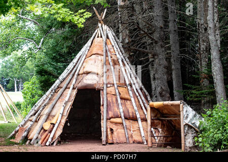 First Nations teepee (wigwam or tipi Stock Photo - Alamy