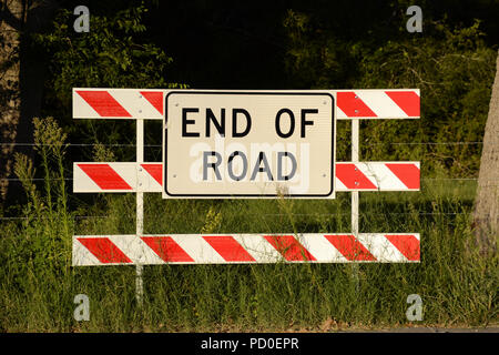 Traffic sign warning of road ends in 500 feet Stock Photo - Alamy