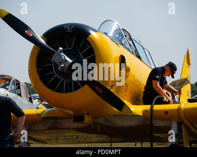 Harvard (T-6 Texan) WWII fighter aircraft Stock Photo - Alamy