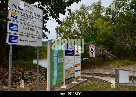 Loam island sign, Booroona walking trail on the Ross River, Rasmussen ...