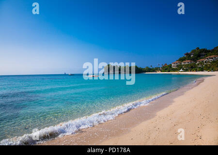 Beautiful Punta Bunga Beach on Boracay island, Philippines. White sandy ...