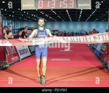 Adam Bowden in action in the men's 3000m steeplechase race Stock Photo ...
