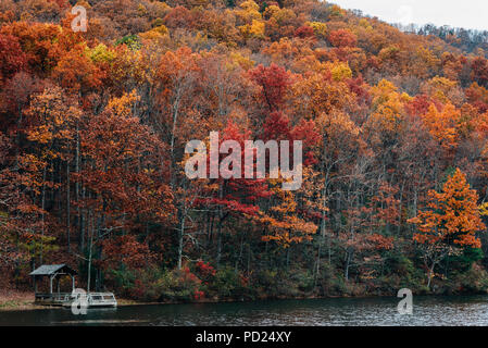 Autumn at Sherando Lake, George Washington National Forest, Virginia ...