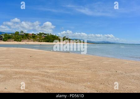 Toomula as seen from beach, Toomulla QLD, Australia Stock Photo - Alamy