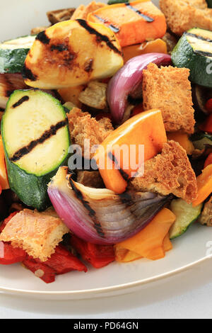 healthy char grilled vegetables plated meal Stock Photo - Alamy