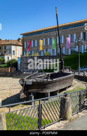 The picturesque old town of Bergerac on the Dordogne River and in the ...