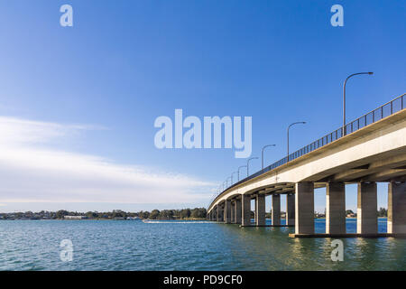 The Captain Cook Bridge in Sydney Stock Photo - Alamy