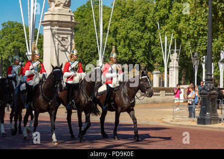 Mounted Lifeguards Outside Buckingham Palace Trooping The Colour Stock ...