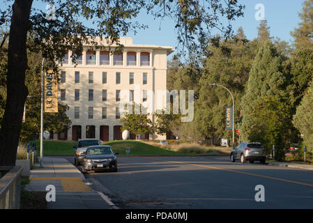 DAVIS CALIFORNIA, NOVEMBER 23 2016, Looking down the street looking ...
